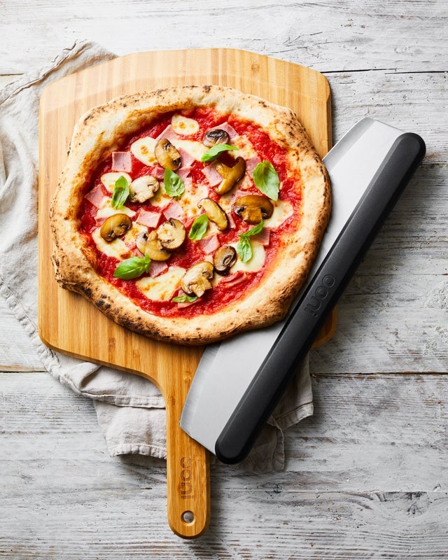 Ooni Pizza Cutter Rocker Blade - Mackenzie Cruickshank Garden Centre ...